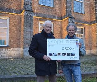 Marcel Veltman doneert zijn gewonnen prijs van € 500,-- van de GASUNIE ...